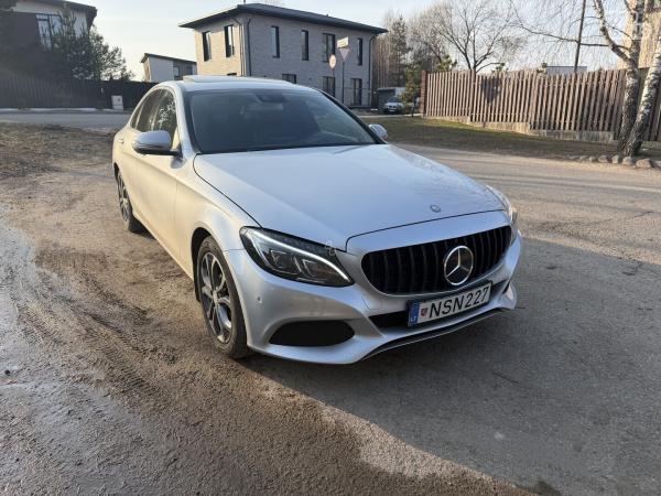 Pelēks Mercedes-Benz c-220 2015 Viļņa, ar dzinēja tilpumu 2.10 L un nobraukumu 202 tūkst. km par 13200 €, foto 3 vietnē AUTOMOTO.COM.LV