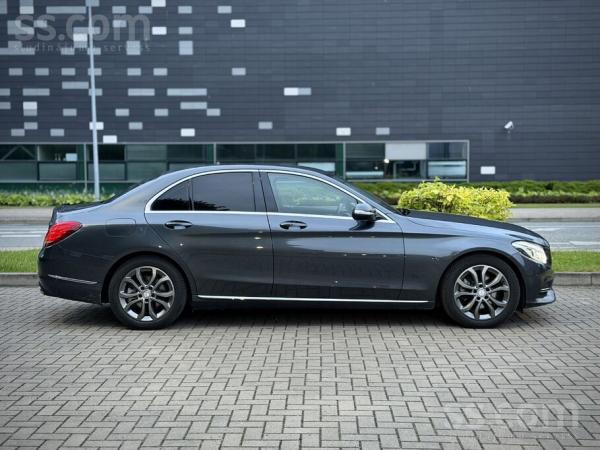 Grey Mercedes-Benz c-220 2015 in Jelgava, with an engine capacity of 2.20 L and mileage of 236 thousand km for 14300 €, photo 7 on AUTOMOTO.COM.LV