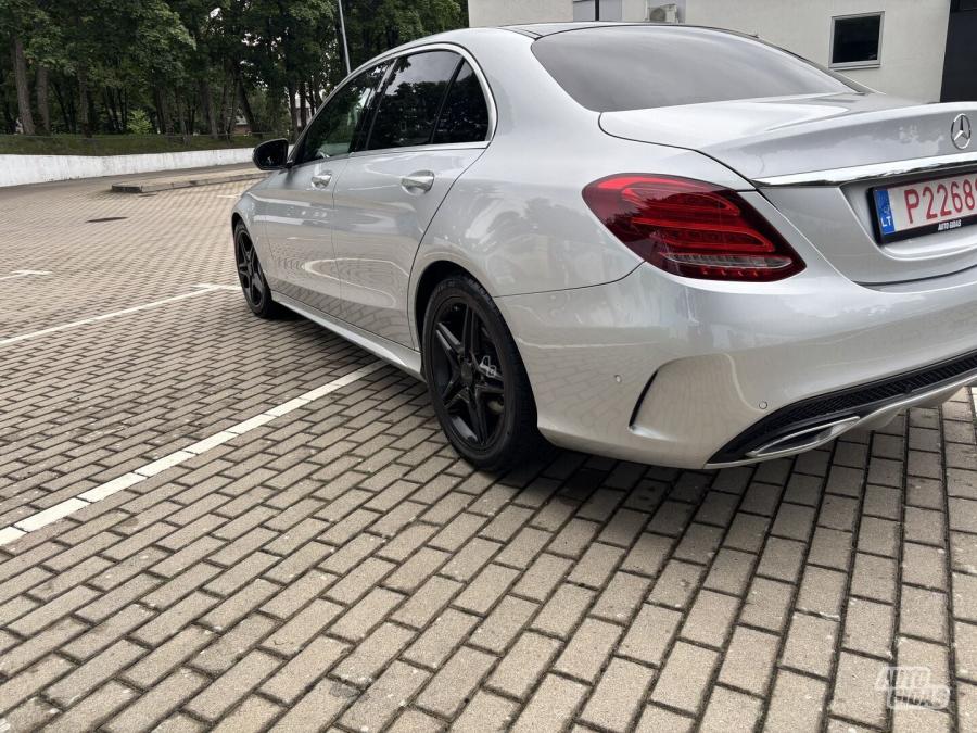 Pelēks Mercedes-Benz c-220 2015 Jurbarkas, ar dzinēja tilpumu 2.10 L un nobraukumu 201 tūkst. km par 13500 €, foto 15 vietnē AUTOMOTO.COM.LV