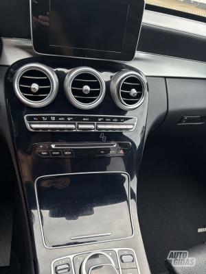 Pelēks Mercedes-Benz c-220 2015 Jurbarkas, ar dzinēja tilpumu 2.10 L un nobraukumu 201 tūkst. km par 13500 €, foto 30 vietnē AUTOMOTO.COM.LV