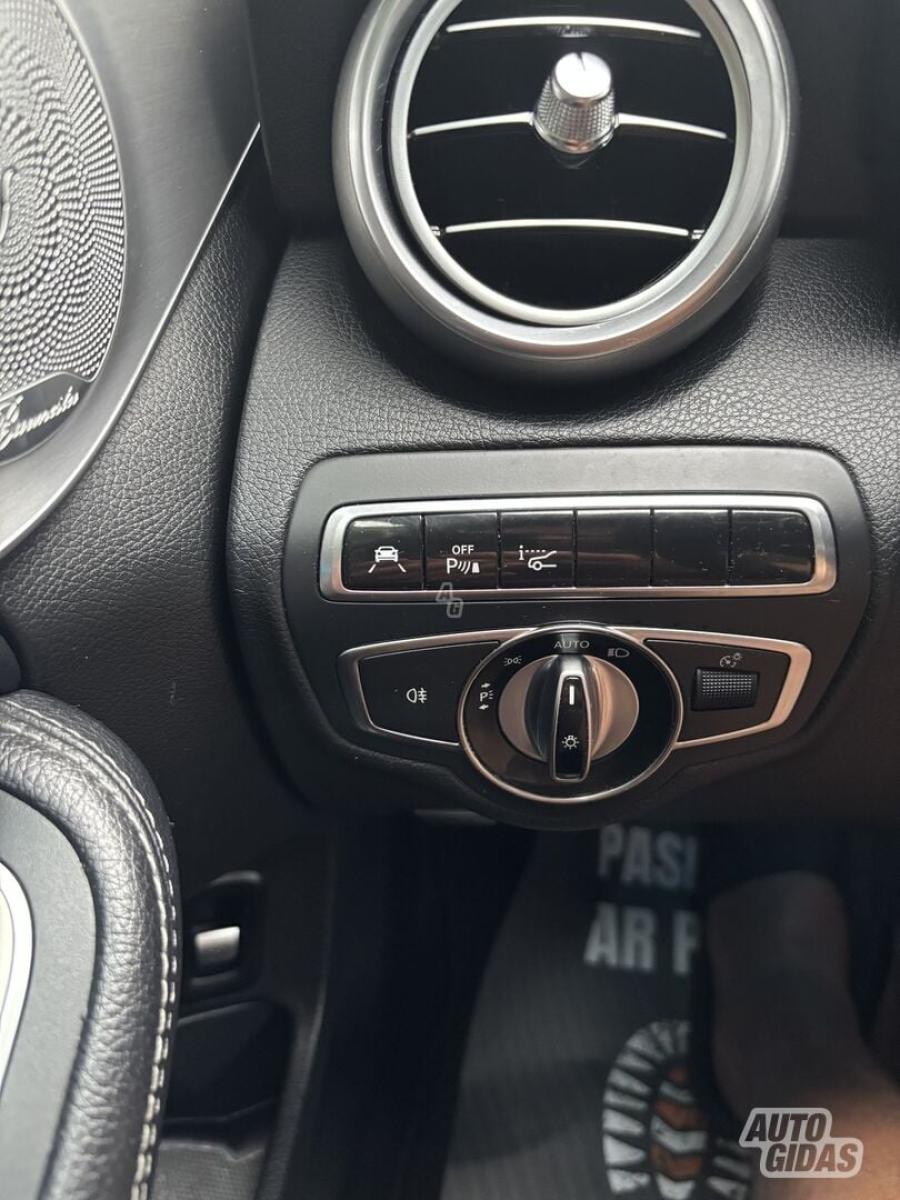 Pelēks Mercedes-Benz c-220 2015 Jurbarkas, ar dzinēja tilpumu 2.10 L un nobraukumu 201 tūkst. km par 13500 €, foto 34 vietnē AUTOMOTO.COM.LV