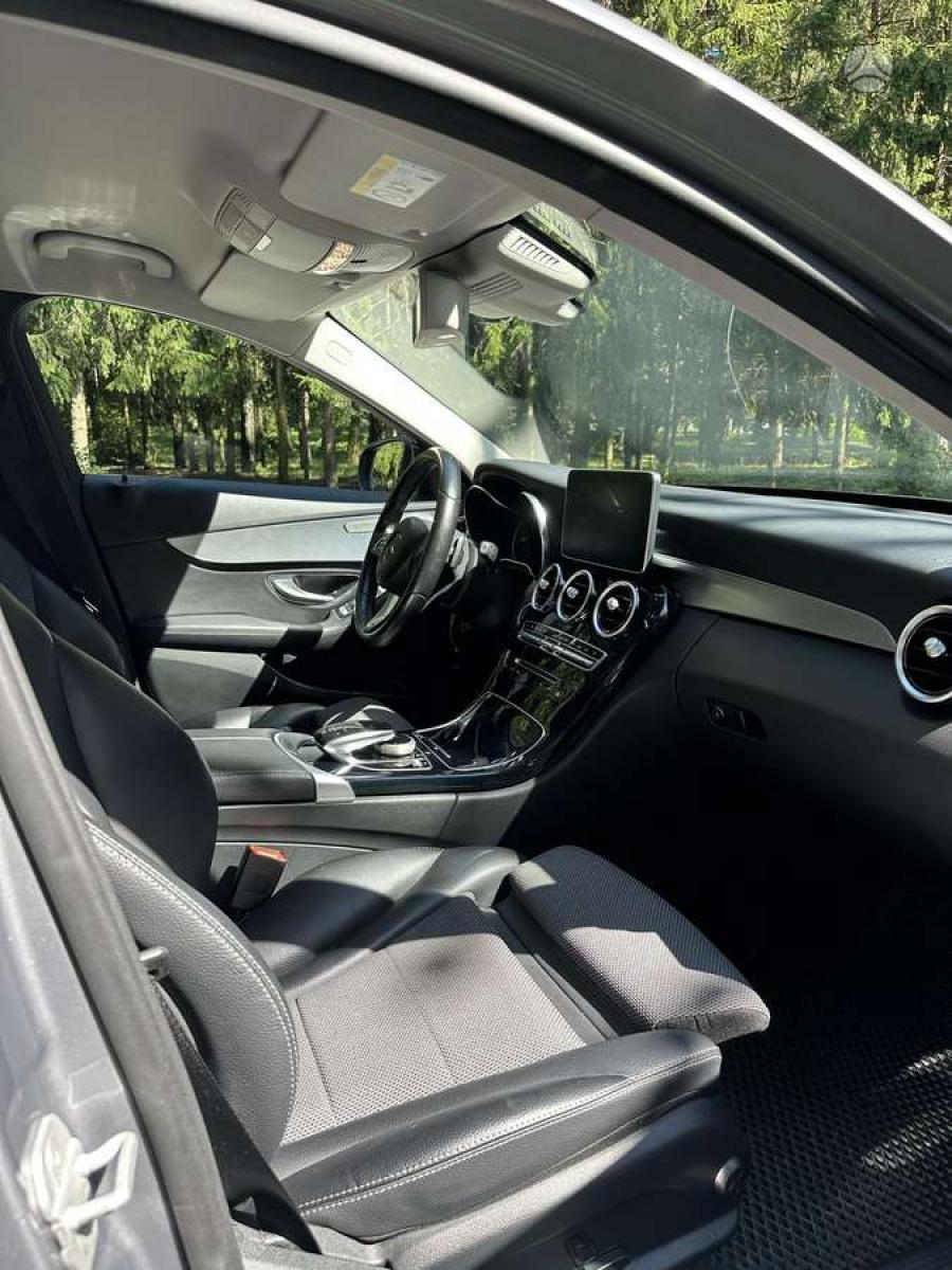 Grey Mercedes-Benz c-220 2015 in Vilnius, with an engine capacity of 2.14 L and mileage of 283 thousand km for 12700 €, photo 16 on AUTOMOTO.COM.LV