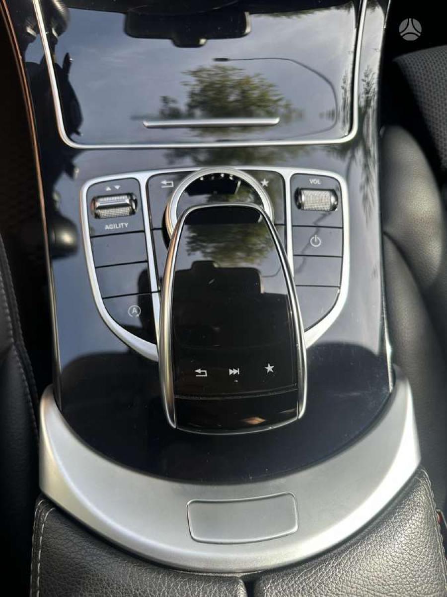 Grey Mercedes-Benz c-220 2015 in Vilnius, with an engine capacity of 2.14 L and mileage of 283 thousand km for 12700 €, photo 17 on AUTOMOTO.COM.LV