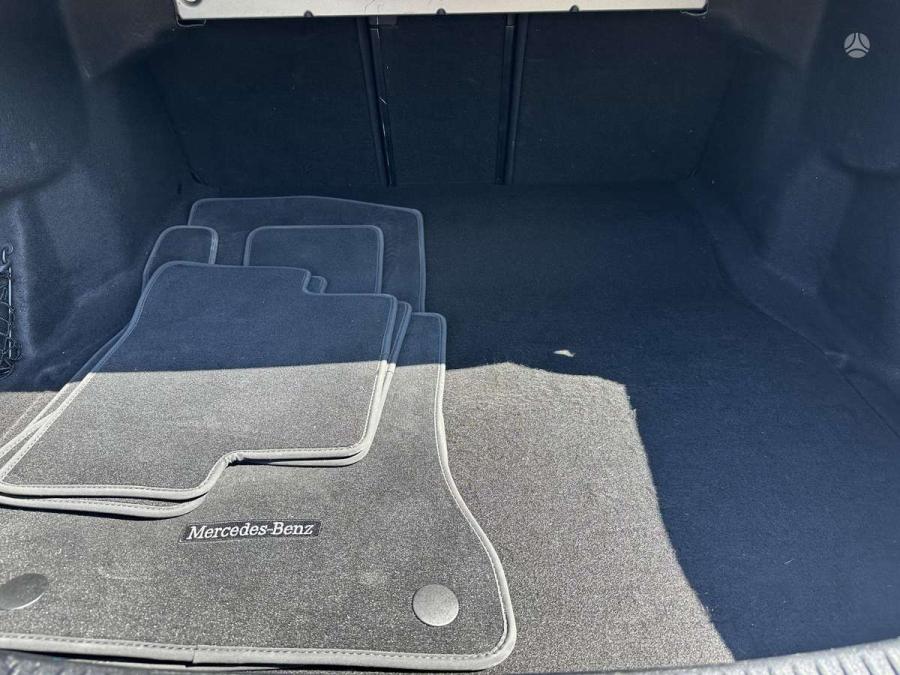 Grey Mercedes-Benz c-220 2015 in Vilnius, with an engine capacity of 2.14 L and mileage of 283 thousand km for 12700 €, photo 31 on AUTOMOTO.COM.LV