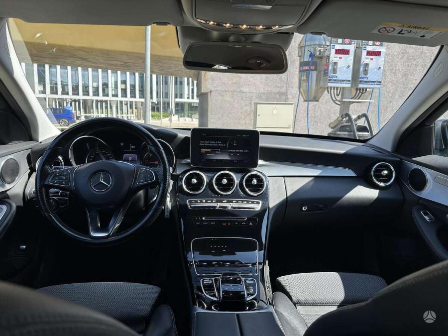 Grey Mercedes-Benz c-220 2015 in Vilnius, with an engine capacity of 2.14 L and mileage of 283 thousand km for 12700 €, photo 33 on AUTOMOTO.COM.LV