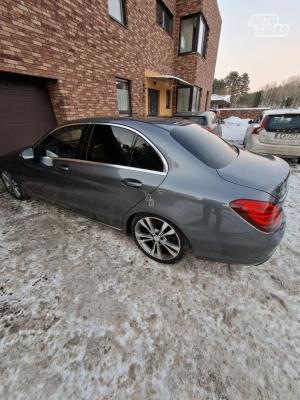 Pelēks Mercedes-Benz c-220 2016 Kauņa, ar dzinēja tilpumu 2.20 L un nobraukumu 450 tūkst. km par 6899 €, foto  vietnē AUTOMOTO.COM.LV