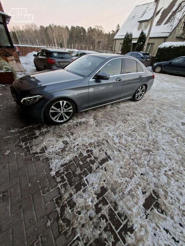 Grey Mercedes-Benz c-220 2016 in Kaunas, with an engine capacity of 2.20 L and mileage of 450 thousand km for 6899 €, photo 2 on AUTOMOTO.COM.LV