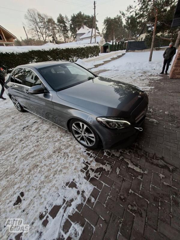 Grey Mercedes-Benz c-220 2016 in Kaunas, with an engine capacity of 2.20 L and mileage of 450 thousand km for 6899 €, photo 5 on AUTOMOTO.COM.LV