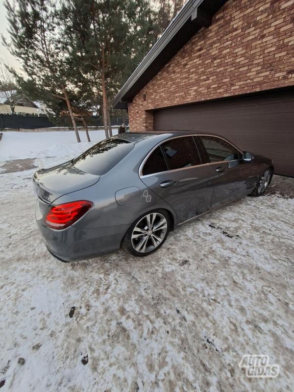 Grey Mercedes-Benz c-220 2016 in Kaunas, with an engine capacity of 2.20 L and mileage of 450 thousand km for 6899 €, photo 7 on AUTOMOTO.COM.LV