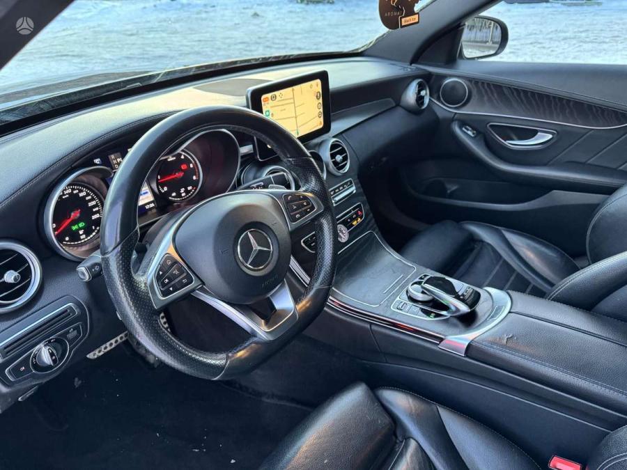 Grey Mercedes-Benz c-220 2016 in Kaunas, with an engine capacity of 2.14 L and mileage of 370 thousand km for 14500 €, photo 6 on AUTOMOTO.COM.LV