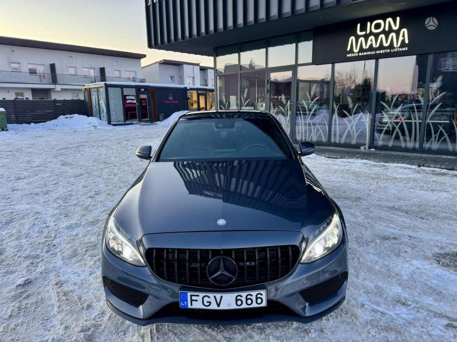 Grey Mercedes-Benz c-220 2016 in Kaunas, with an engine capacity of 2.14 L and mileage of 370 thousand km for 14500 €, photo 18 on AUTOMOTO.COM.LV