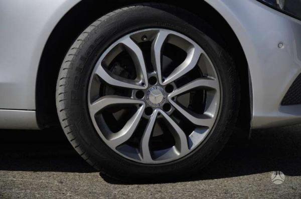 Pelēks Mercedes-Benz c-220 2016 Viļņa, ar dzinēja tilpumu 2.14 L un nobraukumu 203 tūkst. km par 15499 €, foto 8 vietnē AUTOMOTO.COM.LV