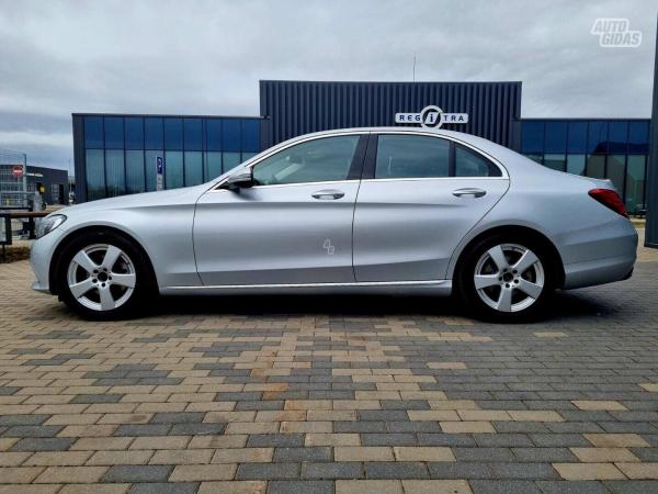 Pelēks Mercedes-Benz c-220 2017 Šauļi, ar dzinēja tilpumu 2.10 L un nobraukumu 308 tūkst. km par 13200 €, foto 4 vietnē AUTOMOTO.COM.LV