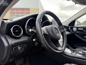Серый Мерседес Ц 220 2017 в Вильнюс, объемом двигателя 2.10 л и пробегом 356 тыс. км за 9999 €, фото 16 на AUTOMOTO.COM.LV