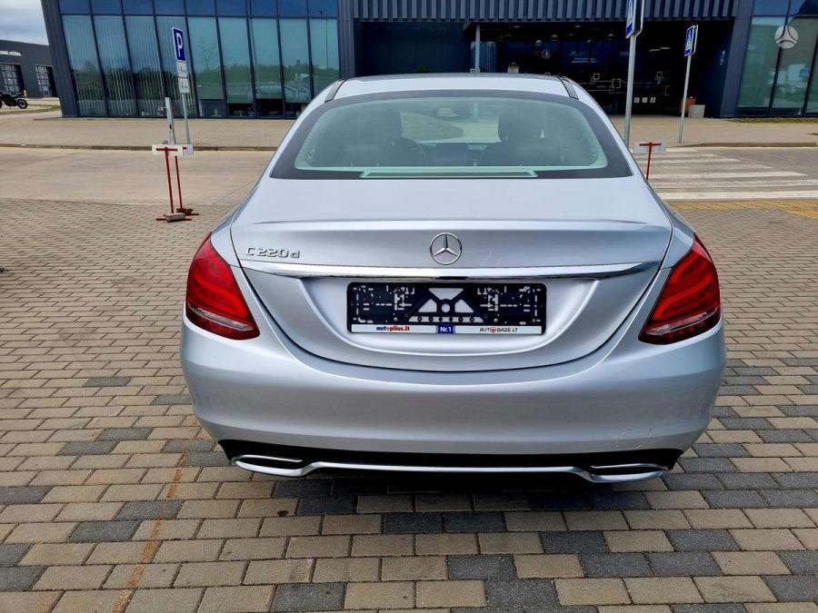 Pelēks Mercedes-Benz c-220 2017 Šauļi, ar dzinēja tilpumu 2.14 L un nobraukumu 306 tūkst. km par 13200 €, foto 7 vietnē AUTOMOTO.COM.LV