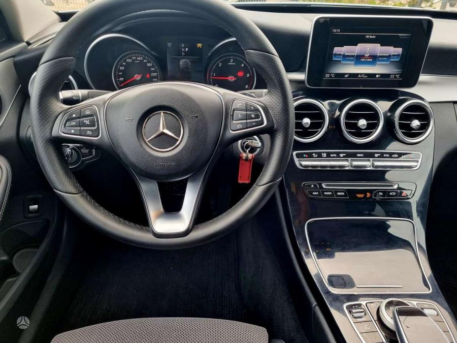 Pelēks Mercedes-Benz c-220 2017 Šauļi, ar dzinēja tilpumu 2.14 L un nobraukumu 306 tūkst. km par 13200 €, foto 21 vietnē AUTOMOTO.COM.LV