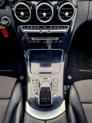 Pelēks Mercedes-Benz c-220 2017 Šauļi, ar dzinēja tilpumu 2.14 L un nobraukumu 306 tūkst. km par 13200 €, foto 24 vietnē AUTOMOTO.COM.LV