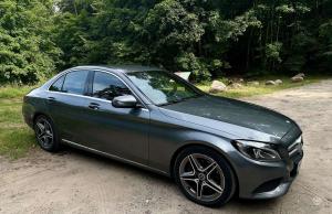 Grey Mercedes-Benz c-220 2017 in Vilnius, with an engine capacity of 0.00 L and mileage of 340 thousand km for 13500 €, photo 4 on AUTOMOTO.COM.LV