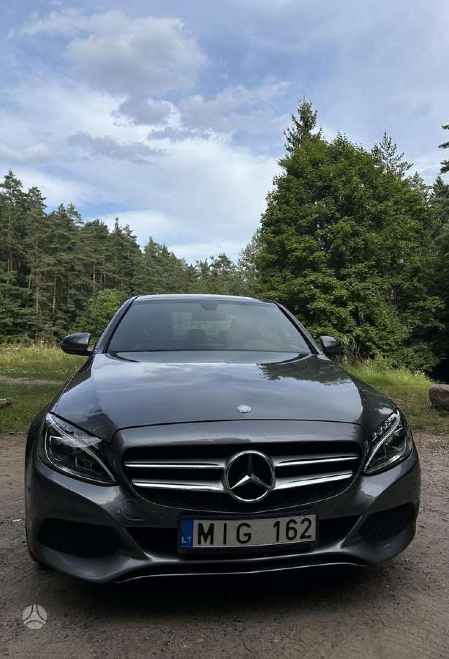 Grey Mercedes-Benz c-220 2017 in Vilnius, with an engine capacity of 0.00 L and mileage of 340 thousand km for 13500 €, photo 6 on AUTOMOTO.COM.LV