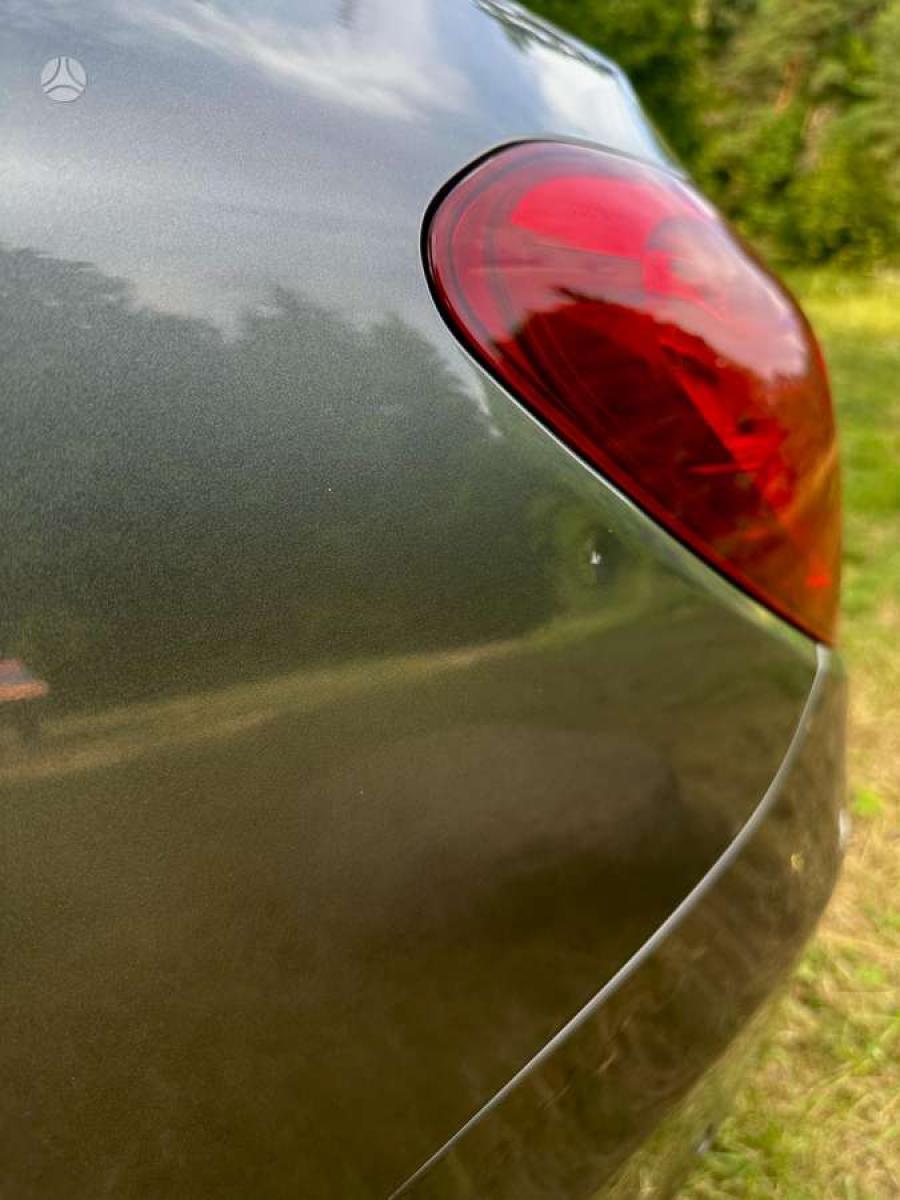 Grey Mercedes-Benz c-220 2017 in Vilnius, with an engine capacity of 0.00 L and mileage of 340 thousand km for 13500 €, photo 10 on AUTOMOTO.COM.LV