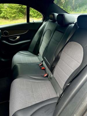 Grey Mercedes-Benz c-220 2017 in Vilnius, with an engine capacity of 0.00 L and mileage of 340 thousand km for 13500 €, photo 12 on AUTOMOTO.COM.LV