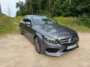 Grey Mercedes-Benz c-220 2017 in Vilnius, with an engine capacity of 2.20 L and mileage of 153 thousand km for 17900 €, photo 4 on AUTOMOTO.COM.LV