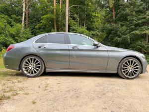 Grey Mercedes-Benz c-220 2017 in Vilnius, with an engine capacity of 2.20 L and mileage of 153 thousand km for 17900 €, photo 6 on AUTOMOTO.COM.LV
