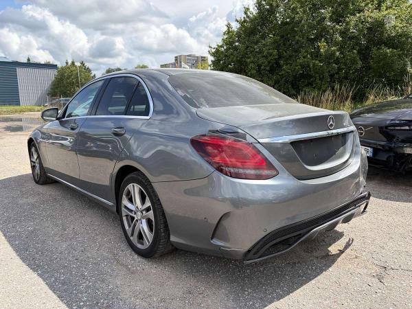 Grey Mercedes-Benz c-220 2019 in Alytus, with an engine capacity of 2.00 L and mileage of 206 thousand km for 12750 €, photo 2 on AUTOMOTO.COM.LV