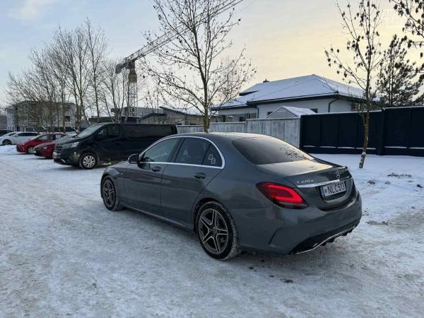 Grey Mercedes-Benz c-220 2020 in Siauliai, with an engine capacity of 2.00 L and mileage of 212 thousand km for 23900 €, photo 3 on AUTOMOTO.COM.LV