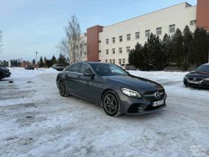 Grey Mercedes-Benz c-220 2020 in Siauliai, with an engine capacity of 2.00 L and mileage of 212 thousand km for 23900 €, photo 5 on AUTOMOTO.COM.LV