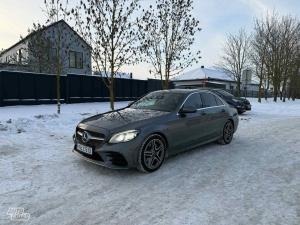 Grey Mercedes-Benz c-220 2020 in Siauliai, with an engine capacity of 2.00 L and mileage of 212 thousand km for 23900 €, photo 6 on AUTOMOTO.COM.LV