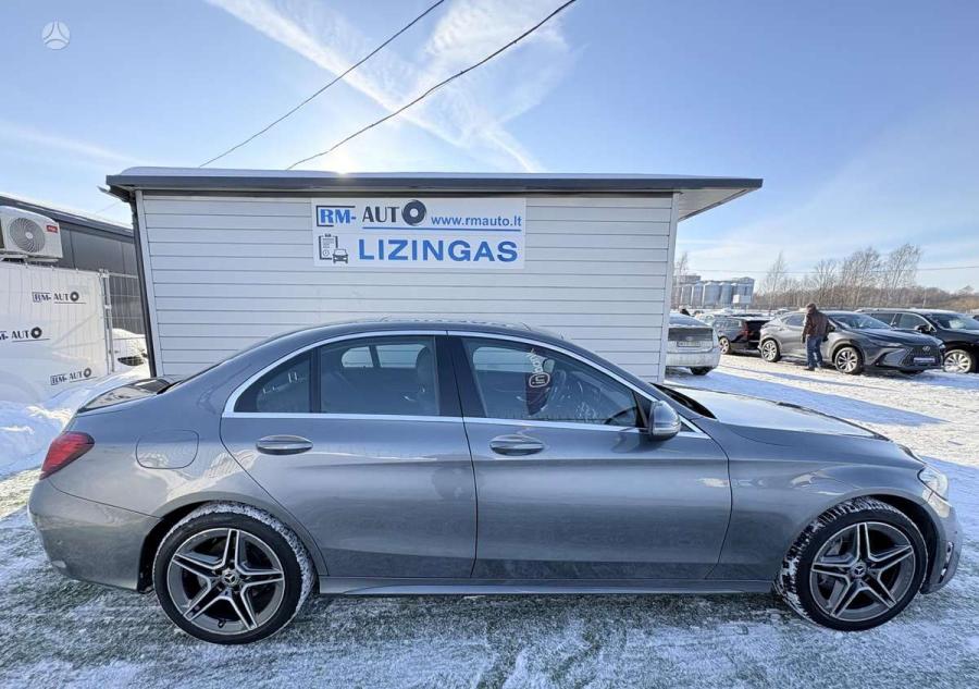 Pelēks Mercedes-Benz c-220 2020 Panevēža, ar dzinēja tilpumu 1.95 L un nobraukumu 177 tūkst. km par 23000 €, foto 7 vietnē AUTOMOTO.COM.LV