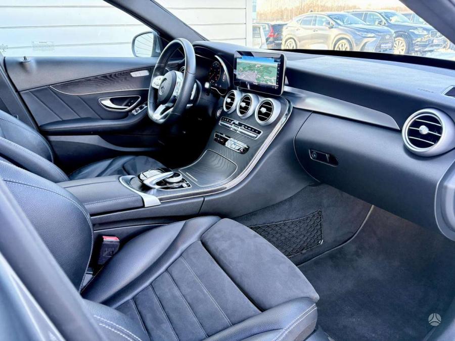 Pelēks Mercedes-Benz c-220 2020 Panevēža, ar dzinēja tilpumu 1.95 L un nobraukumu 177 tūkst. km par 23000 €, foto 29 vietnē AUTOMOTO.COM.LV