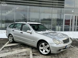 Grey Mercedes-Benz c-220 2002 in Panevezys, with an engine capacity of 2.20 L and mileage of 400 thousand km for 950 €, photo 5 on AUTOMOTO.COM.LV