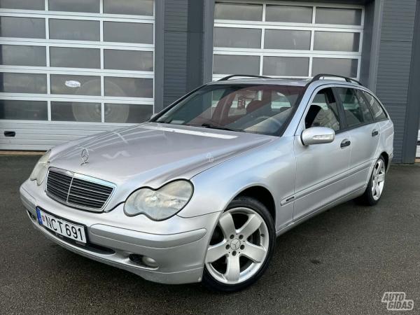 Pelēks Mercedes-Benz c-220 2003 Panevēža, ar dzinēja tilpumu 2.20 L un nobraukumu 400 tūkst. km par 1150 €, foto 4 vietnē AUTOMOTO.COM.LV