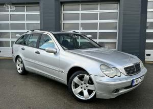 Grey Mercedes-Benz c-220 2003 in Panevezys, with an engine capacity of 2.20 L and mileage of 400 thousand km for 1000 €, photo 4 on AUTOMOTO.COM.LV