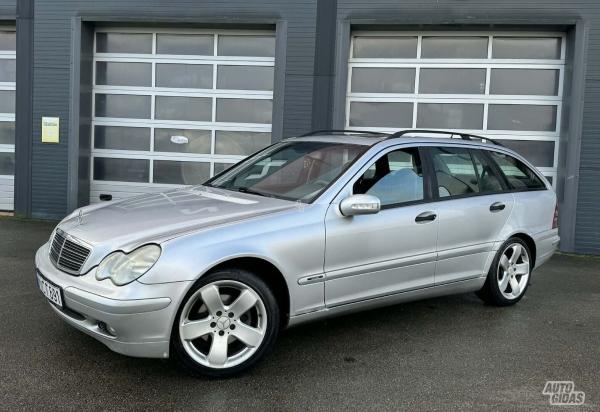 Grey Mercedes-Benz c-220 2003 in Panevezys, with an engine capacity of 2.20 L and mileage of 400 thousand km for 950 €, photo 2 on AUTOMOTO.COM.LV