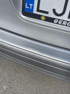 Pelēks Mercedes-Benz c-220 2003 Klaipėda, ar dzinēja tilpumu 2.20 L un nobraukumu 334 tūkst. km par 1800 €, foto 14 vietnē AUTOMOTO.COM.LV
