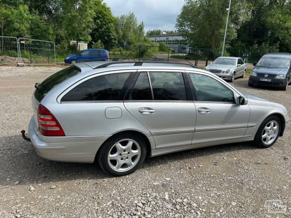Pelēks Mercedes-Benz c-220 2004 Klaipėda, ar dzinēja tilpumu 2.20 L un nobraukumu 354 tūkst. km par 1650 €, foto 5 vietnē AUTOMOTO.COM.LV