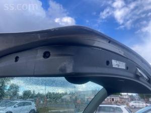 Pelēks Mercedes-Benz c-220 2004 Rīga, ar dzinēja tilpumu 2.20 L un nobraukumu 266 tūkst. km par 2850 €, foto 8 vietnē AUTOMOTO.COM.LV