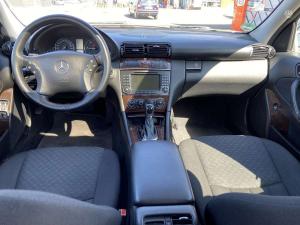 Grey Mercedes-Benz c-220 2004 in Elektrenai, with an engine capacity of 2.20 L and mileage of 3 thousand km for 1400 €, photo 8 on AUTOMOTO.COM.LV