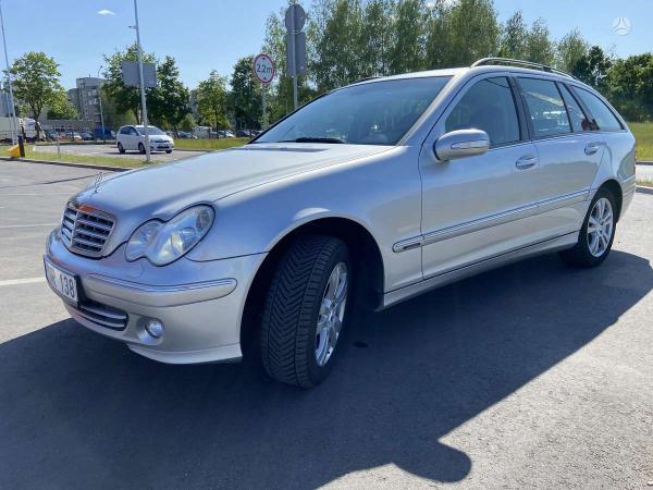 Mercedes-Benz c-220 2004 ElektrÄnai vietnÄ PelÄks Mercedes-Benz c-220 2004 ElektrÄnai, ar dzinÄja tilpumu 2.20 L un nobraukumu 3 tÅ«kst. km par 1400 ā¬, foto 11 vietnÄ AUTOMOTO.COM.LV