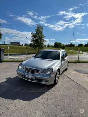 Pelēks Mercedes-Benz c-220 2004 Jonava, ar dzinēja tilpumu 2.20 L un nobraukumu 357 tūkst. km par 1350 €, foto 5 vietnē AUTOMOTO.COM.LV