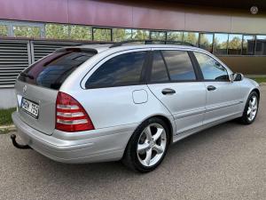 Grey Mercedes-Benz c-220 2005 in Vilnius, with an engine capacity of 2.00 L and mileage of 345 thousand km for 2450 €, photo 9 on AUTOMOTO.COM.LV