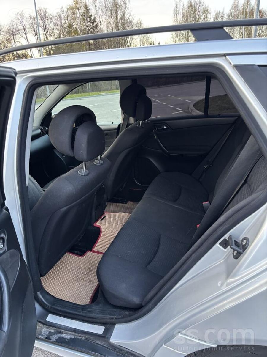 Grey Mercedes-Benz c-220 2005 in Cesis, with an engine capacity of 2.20 L and mileage of 416 thousand km for 650 €, photo 5 on AUTOMOTO.COM.LV