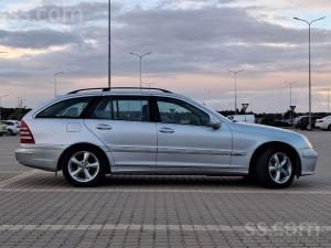 Pelēks Mercedes-Benz c-220 2005 Rīga, ar dzinēja tilpumu 2.20 L un nobraukumu 361 tūkst. km par 2500 €, foto 3 vietnē AUTOMOTO.COM.LV