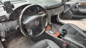 Pelēks Mercedes-Benz c-220 2005 Rīga, ar dzinēja tilpumu 2.20 L un nobraukumu 361 tūkst. km par 2500 €, foto 14 vietnē AUTOMOTO.COM.LV