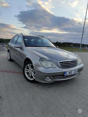 Mercedes-Benz c-220 2005 ViļÅa vietnÄ PelÄks Mercedes-Benz c-220 2005 ViļÅa, ar dzinÄja tilpumu 2.15 L un nobraukumu 487 tÅ«kst. km par 990 ā¬, foto 1 vietnÄ AUTOMOTO.COM.LV