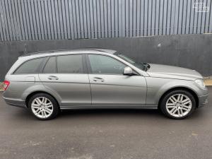 Pelēks Mercedes-Benz c-220 2008 Viļņa, ar dzinēja tilpumu 2.10 L un nobraukumu 450 tūkst. km par 2700 €, foto 2 vietnē AUTOMOTO.COM.LV
