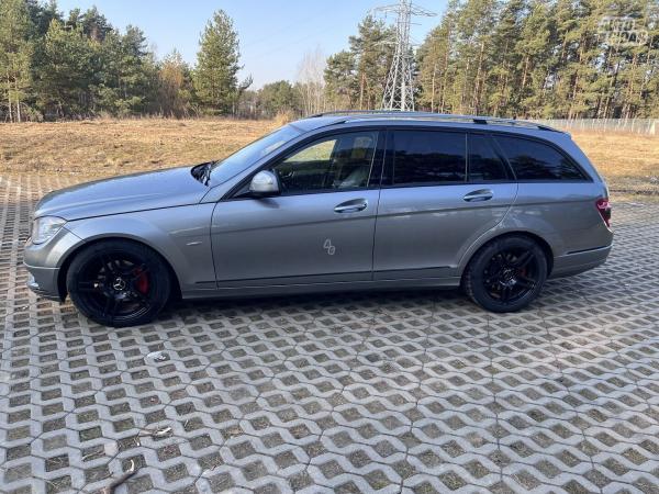 Pelēks Mercedes-Benz c-220 2008 Viļņa, ar dzinēja tilpumu 2.20 L un nobraukumu 416 tūkst. km par 3850 €, foto 2 vietnē AUTOMOTO.COM.LV